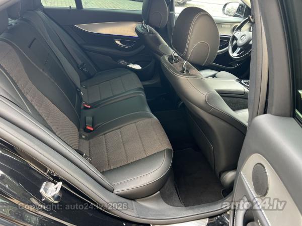 Melns Mercedes-Benz E-Class 2016 Tallina, ar dzinēja tilpumu 2.00 L un nobraukumu 85 tūkst. km par 27900 €, foto 7 vietnē AUTOMOTO.COM.LV