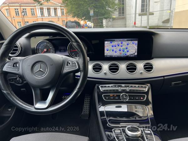 Melns Mercedes-Benz E-Class 2016 Tallina, ar dzinēja tilpumu 2.00 L un nobraukumu 85 tūkst. km par 27900 €, foto 10 vietnē AUTOMOTO.COM.LV