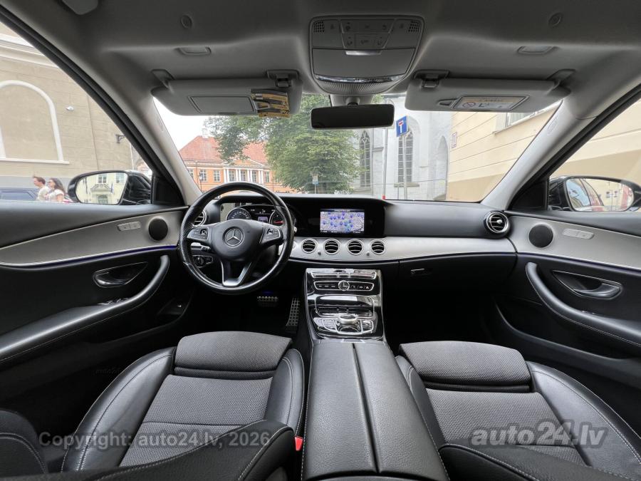 Melns Mercedes-Benz E-Class 2016 Tallina, ar dzinēja tilpumu 2.00 L un nobraukumu 85 tūkst. km par 27900 €, foto 14 vietnē AUTOMOTO.COM.LV