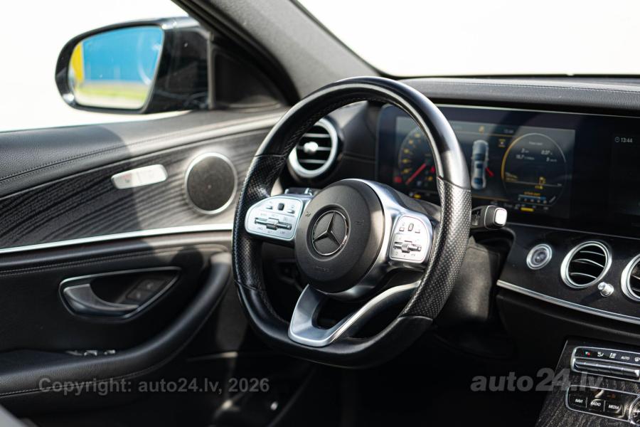 Melns Mercedes-Benz E-Class 2016 Tartu, ar dzinēja tilpumu 2.00 L un nobraukumu 105 tūkst. km par 25500 €, foto 13 vietnē AUTOMOTO.COM.LV