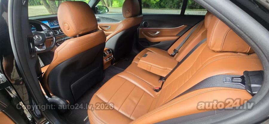 Melns Mercedes-Benz E-Class 2016 Tallina, ar dzinēja tilpumu 3.00 L un nobraukumu 205 tūkst. km par 25000 €, foto 11 vietnē AUTOMOTO.COM.LV
