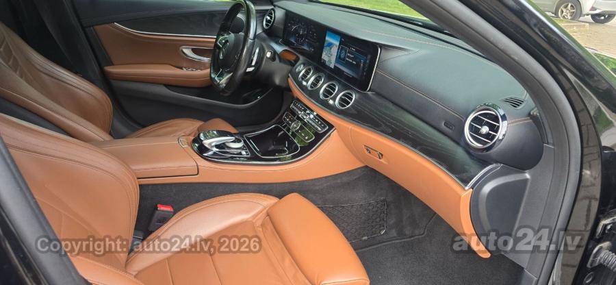 Melns Mercedes-Benz E-Class 2016 Tallina, ar dzinēja tilpumu 3.00 L un nobraukumu 205 tūkst. km par 25000 €, foto 14 vietnē AUTOMOTO.COM.LV