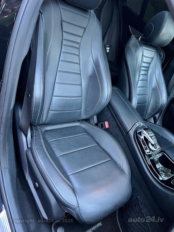 Melns Mercedes-Benz E-Class 2016 Tallina, ar dzinēja tilpumu 2.00 L un nobraukumu 226 tūkst. km par 23000 €, foto 10 vietnē AUTOMOTO.COM.LV