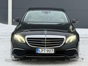 Melns Mercedes-Benz E-Class 2017 Tallina, ar dzinēja tilpumu 2.00 L un nobraukumu 238 tūkst. km par 17900 €, foto 5 vietnē AUTOMOTO.COM.LV