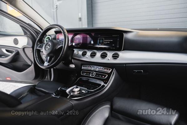 Melns Mercedes-Benz E-Class 2017 Tallina, ar dzinēja tilpumu 2.00 L un nobraukumu 0 tūkst. km par 11990 €, foto 5 vietnē AUTOMOTO.COM.LV