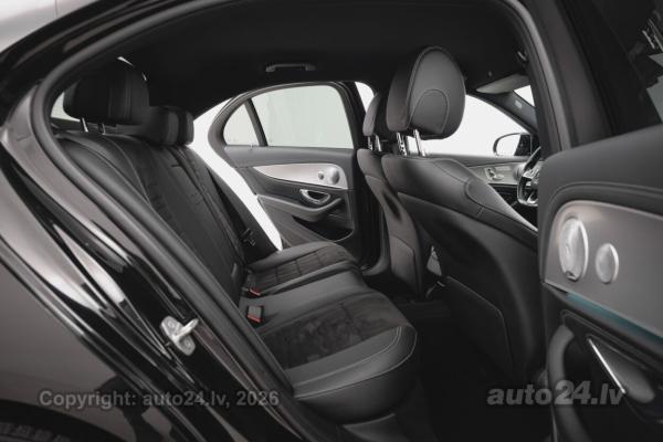 Melns Mercedes-Benz E-Class 2017 Tallina, ar dzinēja tilpumu 2.00 L un nobraukumu 213 tūkst. km par 21900 €, foto 11 vietnē AUTOMOTO.COM.LV