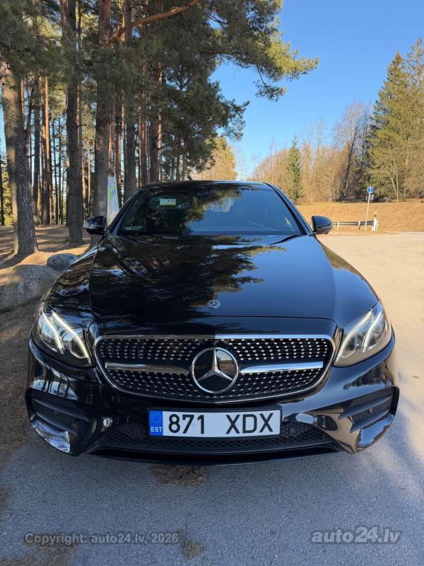 Melns Mercedes-Benz E-Class 2017 Tallina, ar dzinēja tilpumu 2.00 L un nobraukumu 193 tūkst. km par 24700 €, foto 3 vietnē AUTOMOTO.COM.LV