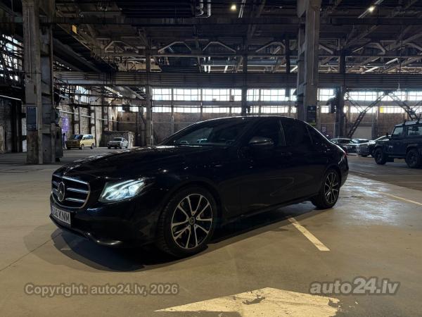Black Mercedes-Benz E-Class 2017 in Tallinn, with an engine capacity of 3.50 L and mileage of 110 thousand km for 28900 €, photo 2 on AUTOMOTO.COM.LV