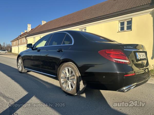 Melns Mercedes-Benz E-Class 2017 Tallina, ar dzinēja tilpumu 2.00 L un nobraukumu 177 tūkst. km par 22500 €, foto 7 vietnē AUTOMOTO.COM.LV