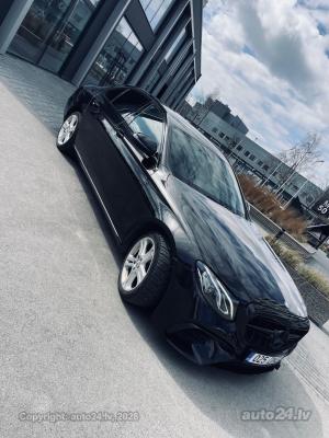 Melns Mercedes-Benz E-Class 2017 Tallina, ar dzinēja tilpumu 2.00 L un nobraukumu 247 tūkst. km par 20900 €, foto  vietnē AUTOMOTO.COM.LV