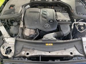 Melns Mercedes-Benz E-Class 2017 Tallina, ar dzinēja tilpumu 2.00 L un nobraukumu 426 tūkst. km par 14000 €, foto 8 vietnē AUTOMOTO.COM.LV