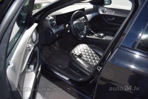 Melns Mercedes-Benz E-Class 2017 Tallina, ar dzinēja tilpumu 3.00 L un nobraukumu 175 tūkst. km par 26500 €, foto 10 vietnē AUTOMOTO.COM.LV