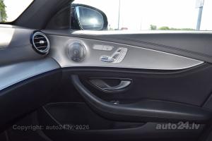 Melns Mercedes-Benz E-Class 2017 Tallina, ar dzinēja tilpumu 3.00 L un nobraukumu 175 tūkst. km par 26500 €, foto 20 vietnē AUTOMOTO.COM.LV