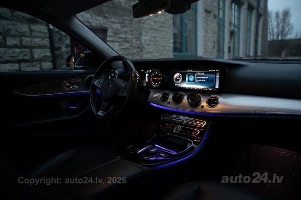 Black Mercedes-Benz E-Class 2017 in Tallinn, with an engine capacity of 2.00 L and mileage of 202 thousand km for 26500 €, photo 7 on AUTOMOTO.COM.LV