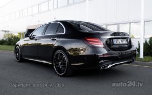 Melns Mercedes-Benz E-Class 2017 Tallina, ar dzinēja tilpumu 3.50 L un nobraukumu 178 tūkst. km par 24990 €, foto  vietnē AUTOMOTO.COM.LV