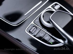 Melns Mercedes-Benz E-Class 2017 Tallina, ar dzinēja tilpumu 3.50 L un nobraukumu 178 tūkst. km par 24990 €, foto 20 vietnē AUTOMOTO.COM.LV