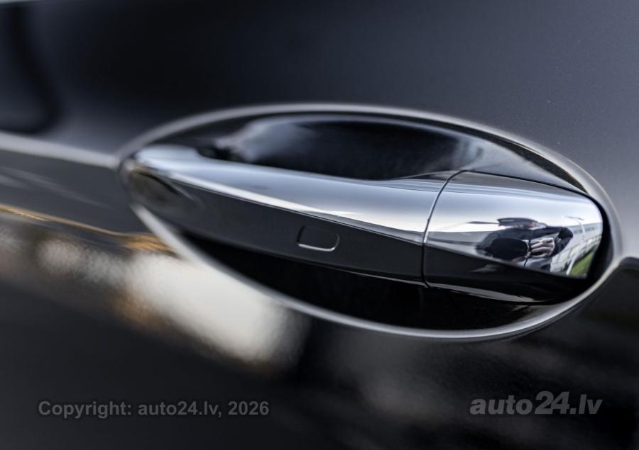Melns Mercedes-Benz E-Class 2017 Tallina, ar dzinēja tilpumu 3.50 L un nobraukumu 178 tūkst. km par 24990 €, foto 26 vietnē AUTOMOTO.COM.LV