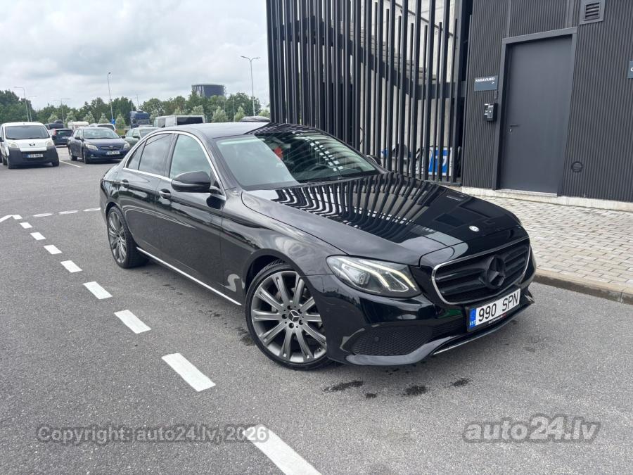 Black Mercedes-Benz E-Class 2017 in Tallinn, with an engine capacity of 2.00 L and mileage of 380 thousand km for 11990 €, photo 1 on AUTOMOTO.COM.LV