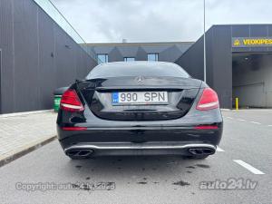 Black Mercedes-Benz E-Class 2017 in Tallinn, with an engine capacity of 2.00 L and mileage of 380 thousand km for 11990 €, photo 6 on AUTOMOTO.COM.LV