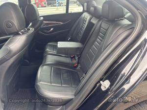 Black Mercedes-Benz E-Class 2017 in Tallinn, with an engine capacity of 2.00 L and mileage of 380 thousand km for 11990 €, photo 11 on AUTOMOTO.COM.LV
