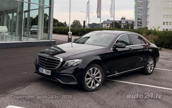 Black Mercedes-Benz E-Class 2017 in Tallinn, with an engine capacity of 2.00 L and mileage of 162 thousand km for 25200 €, photo 1 on AUTOMOTO.COM.LV