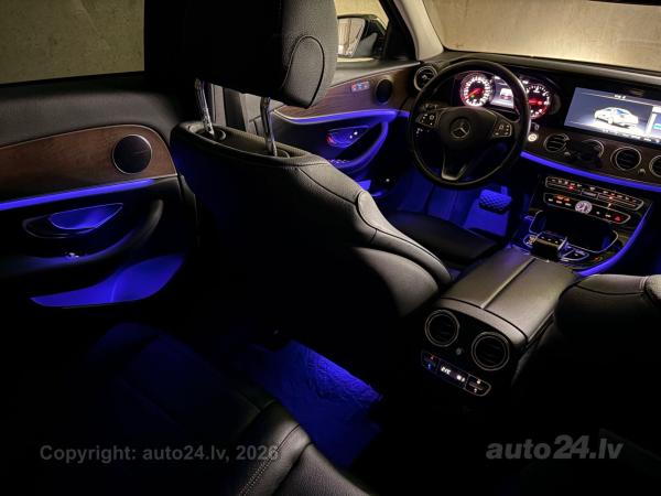 Black Mercedes-Benz E-Class 2017 in Tallinn, with an engine capacity of 2.00 L and mileage of 162 thousand km for 25200 €, photo 6 on AUTOMOTO.COM.LV