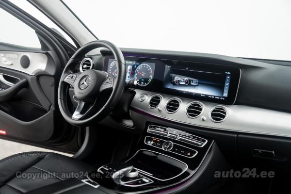 Black Mercedes-Benz E-Class 2018 in Tallinn, with an engine capacity of 2.00 L and mileage of 180 thousand km for 20999 €, photo 11 on AUTOMOTO.COM.LV