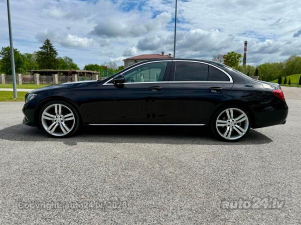 Melns Mercedes-Benz E-Class 2018 Tallina, ar dzinēja tilpumu 2.00 L un nobraukumu 180 tūkst. km par 18200 €, foto 3 vietnē AUTOMOTO.COM.LV