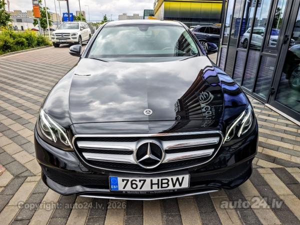 Black Mercedes-Benz E-Class 2018 in Tallinn, with an engine capacity of 2.00 L and mileage of 180 thousand km for 20500 €, photo 3 on AUTOMOTO.COM.LV