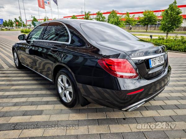 Black Mercedes-Benz E-Class 2018 in Tallinn, with an engine capacity of 2.00 L and mileage of 180 thousand km for 20500 €, photo 8 on AUTOMOTO.COM.LV