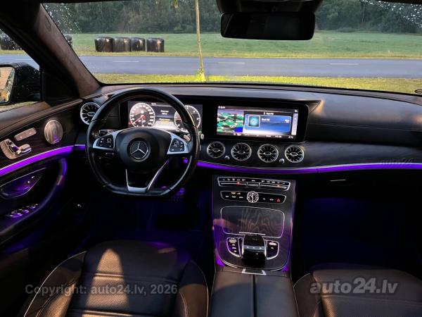 Melns Mercedes-Benz E-Class 2018 Tallina, ar dzinēja tilpumu 2.00 L un nobraukumu 165 tūkst. km par 25900 €, foto 6 vietnē AUTOMOTO.COM.LV