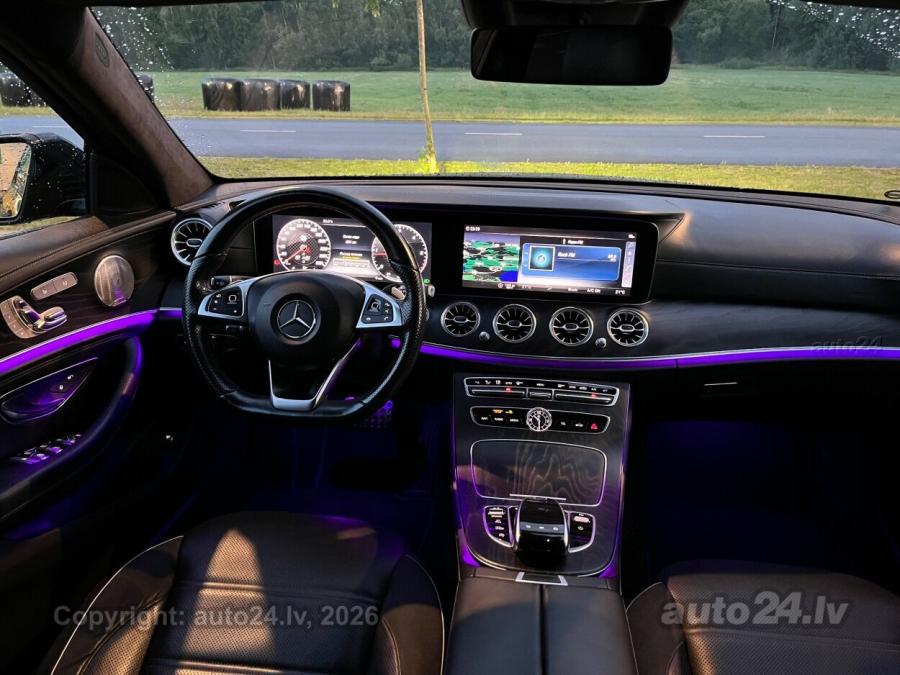 Melns Mercedes-Benz E-Class 2018 Tallina, ar dzinēja tilpumu 2.00 L un nobraukumu 165 tūkst. km par 25900 €, foto 7 vietnē AUTOMOTO.COM.LV