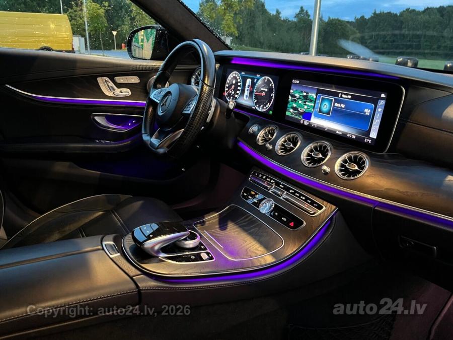 Melns Mercedes-Benz E-Class 2018 Tallina, ar dzinēja tilpumu 2.00 L un nobraukumu 165 tūkst. km par 25900 €, foto 12 vietnē AUTOMOTO.COM.LV