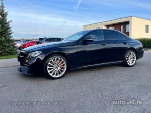 Melns Mercedes-Benz E-Class 2018 Tallina, ar dzinēja tilpumu 2.00 L un nobraukumu 165 tūkst. km par 25900 €, foto 16 vietnē AUTOMOTO.COM.LV