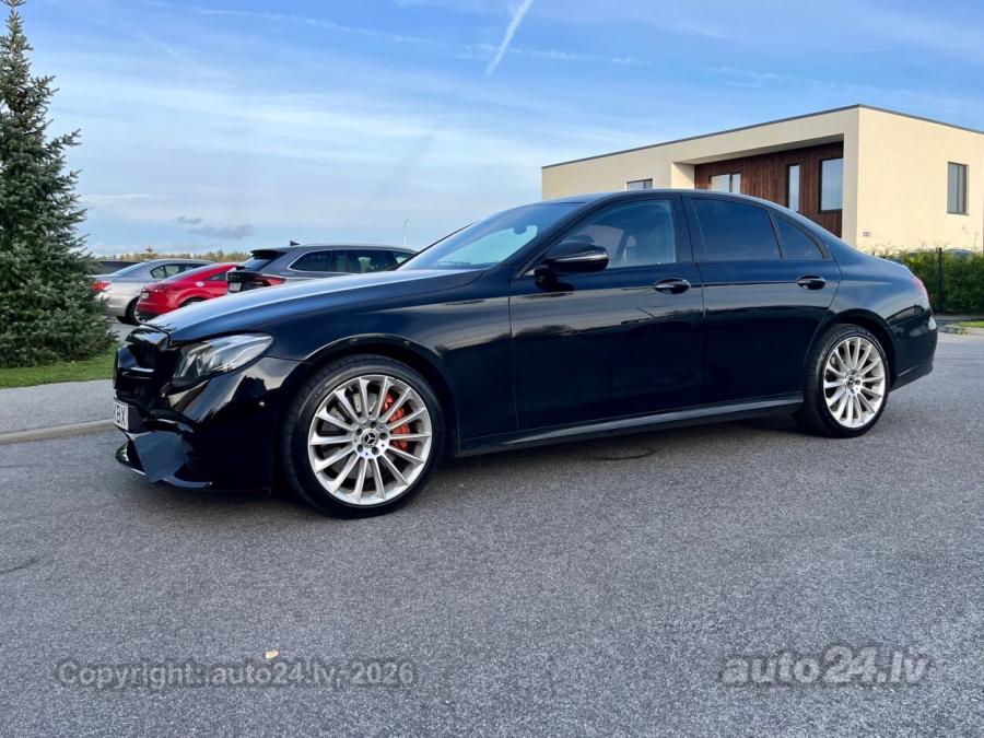 Melns Mercedes-Benz E-Class 2018 Tallina, ar dzinēja tilpumu 2.00 L un nobraukumu 165 tūkst. km par 25900 €, foto 16 vietnē AUTOMOTO.COM.LV