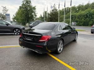 Melns Mercedes-Benz E-Class 2018 Pērnava, ar dzinēja tilpumu 2.00 L un nobraukumu 150 tūkst. km par 19900 €, foto 4 vietnē AUTOMOTO.COM.LV