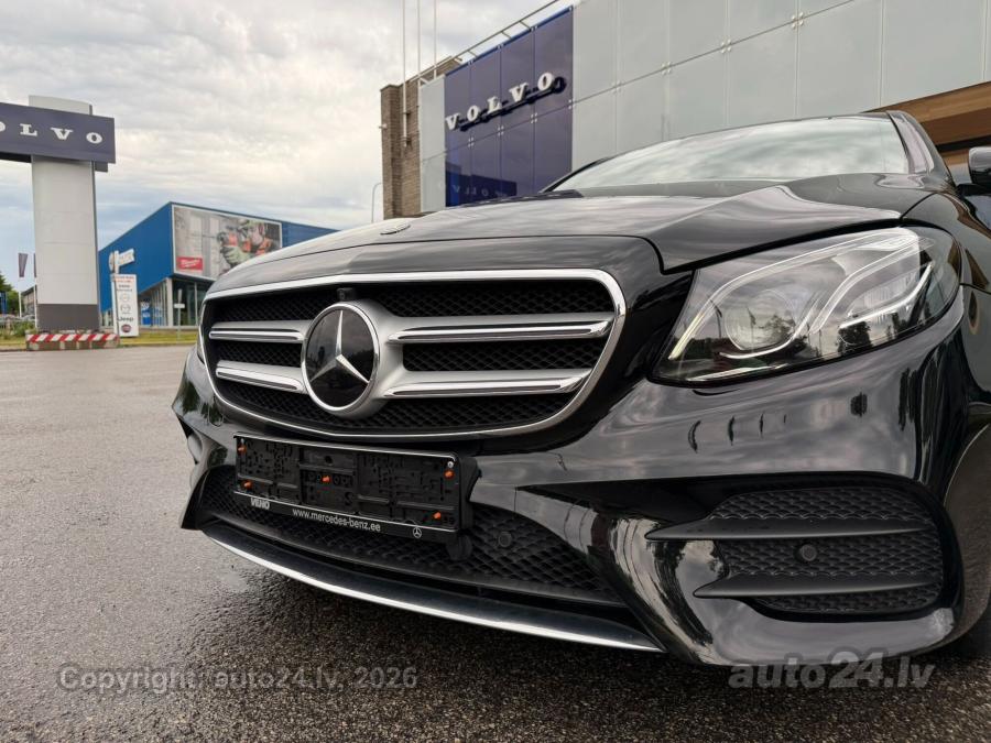 Melns Mercedes-Benz E-Class 2018 Pērnava, ar dzinēja tilpumu 2.00 L un nobraukumu 150 tūkst. km par 19900 €, foto 6 vietnē AUTOMOTO.COM.LV
