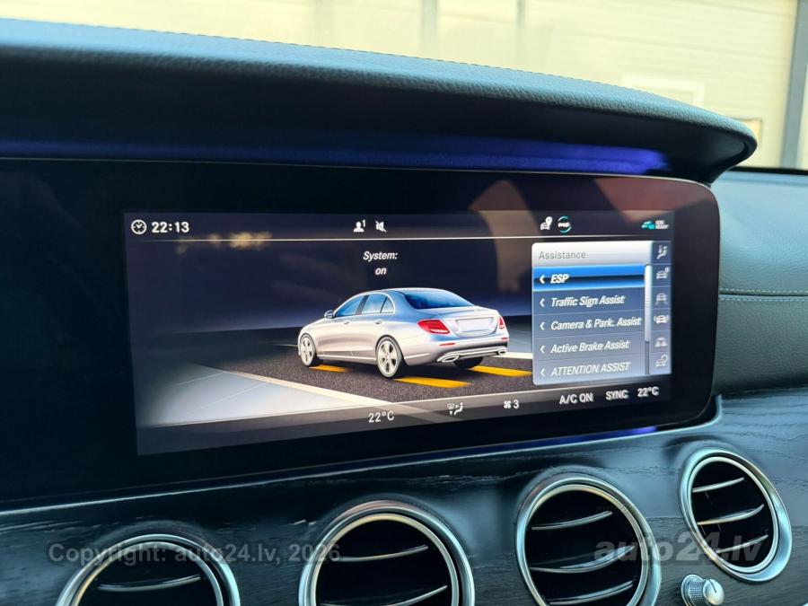 Melns Mercedes-Benz E-Class 2018 Pērnava, ar dzinēja tilpumu 2.00 L un nobraukumu 150 tūkst. km par 19900 €, foto 24 vietnē AUTOMOTO.COM.LV