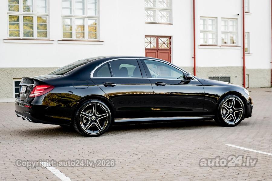 Melns Mercedes-Benz E-Class 2018 Pērnava, ar dzinēja tilpumu 2.00 L un nobraukumu 153 tūkst. km par 22500 €, foto 11 vietnē AUTOMOTO.COM.LV