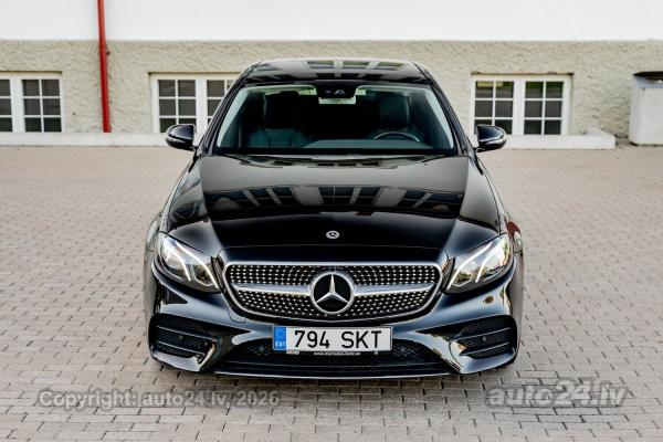 Melns Mercedes-Benz E-Class 2018 Pērnava, ar dzinēja tilpumu 2.00 L un nobraukumu 153 tūkst. km par 22500 €, foto 3 vietnē AUTOMOTO.COM.LV