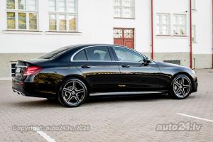 Black Mercedes-Benz E-Class 2018 in Parnu, with an engine capacity of 2.00 L and mileage of 153 thousand km for 22500 €, photo 11 on AUTOMOTO.COM.LV
