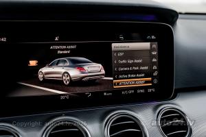 Black Mercedes-Benz E-Class 2018 in Parnu, with an engine capacity of 2.00 L and mileage of 153 thousand km for 22500 €, photo 26 on AUTOMOTO.COM.LV