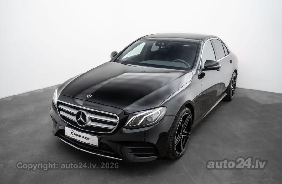 Melns Mercedes-Benz E-Class 2018 Tallina, ar dzinēja tilpumu 2.00 L un nobraukumu 149 tūkst. km par 18999 €, foto 1 vietnē AUTOMOTO.COM.LV