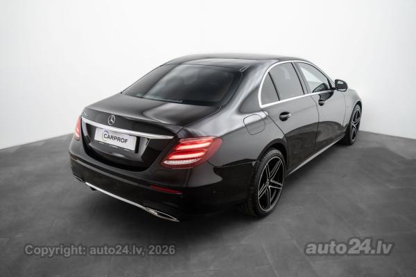 Melns Mercedes-Benz E-Class 2018 Tallina, ar dzinēja tilpumu 2.00 L un nobraukumu 149 tūkst. km par 18999 €, foto 6 vietnē AUTOMOTO.COM.LV