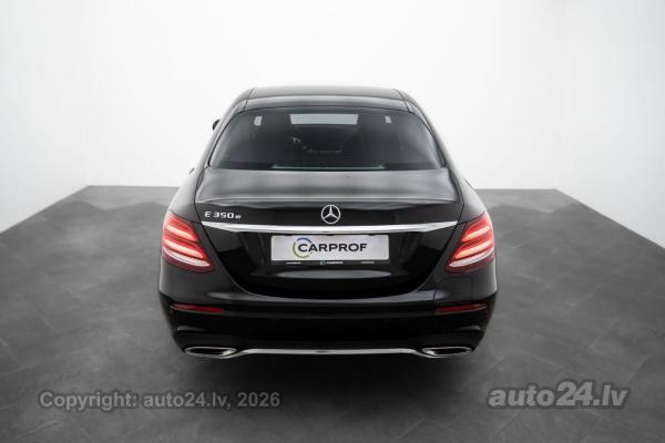 Melns Mercedes-Benz E-Class 2018 Tallina, ar dzinēja tilpumu 2.00 L un nobraukumu 149 tūkst. km par 18999 €, foto 7 vietnē AUTOMOTO.COM.LV