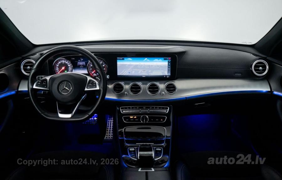Melns Mercedes-Benz E-Class 2018 Tallina, ar dzinēja tilpumu 2.00 L un nobraukumu 149 tūkst. km par 18999 €, foto 14 vietnē AUTOMOTO.COM.LV