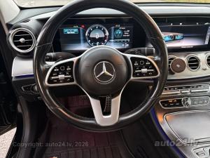 Черный Мерседес Е-Класс 2018 в Таллин, объемом двигателя 2.00 л и пробегом 214 тыс. км за 19995 €, фото 17 на AUTOMOTO.COM.LV