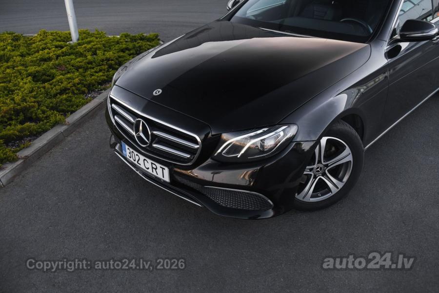 Black Mercedes-Benz E-Class 2019 in Tallinn, with an engine capacity of 1.60 L and mileage of 343 thousand km for 17000 €, photo 1 on AUTOMOTO.COM.LV