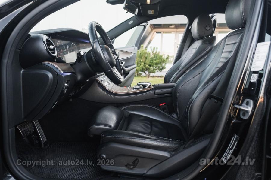Black Mercedes-Benz E-Class 2019 in Tallinn, with an engine capacity of 1.60 L and mileage of 343 thousand km for 17000 €, photo 5 on AUTOMOTO.COM.LV