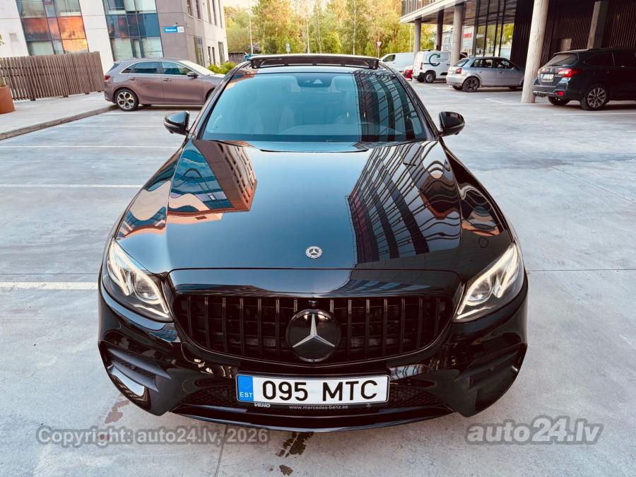 Black Mercedes-Benz E-Class 2019 in Tallinn, with an engine capacity of 2.00 L and mileage of 129 thousand km for 28499 €, photo 1 on AUTOMOTO.COM.LV